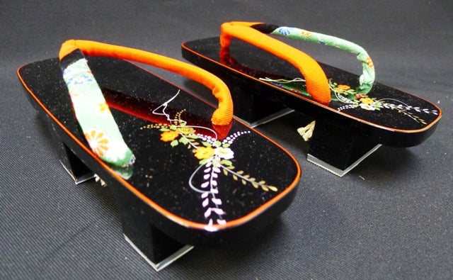 Japanese Geta Shoes | City of San Diego Official Website