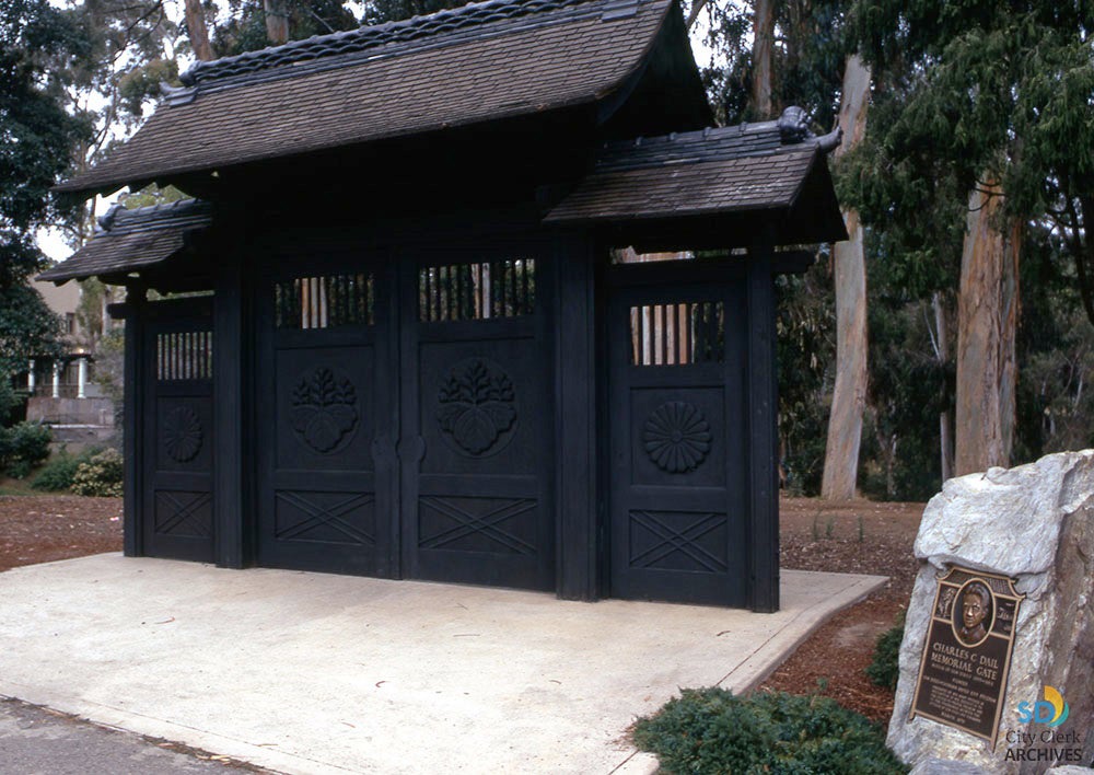 Gate to Japanese Friendship Garden, Charles Dail Memorial | City of San ...