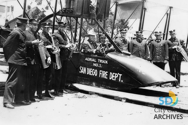 SDFD Aerial Truck, Chief Louis Almgren and Aviator Ovar Meyerhoffer ...